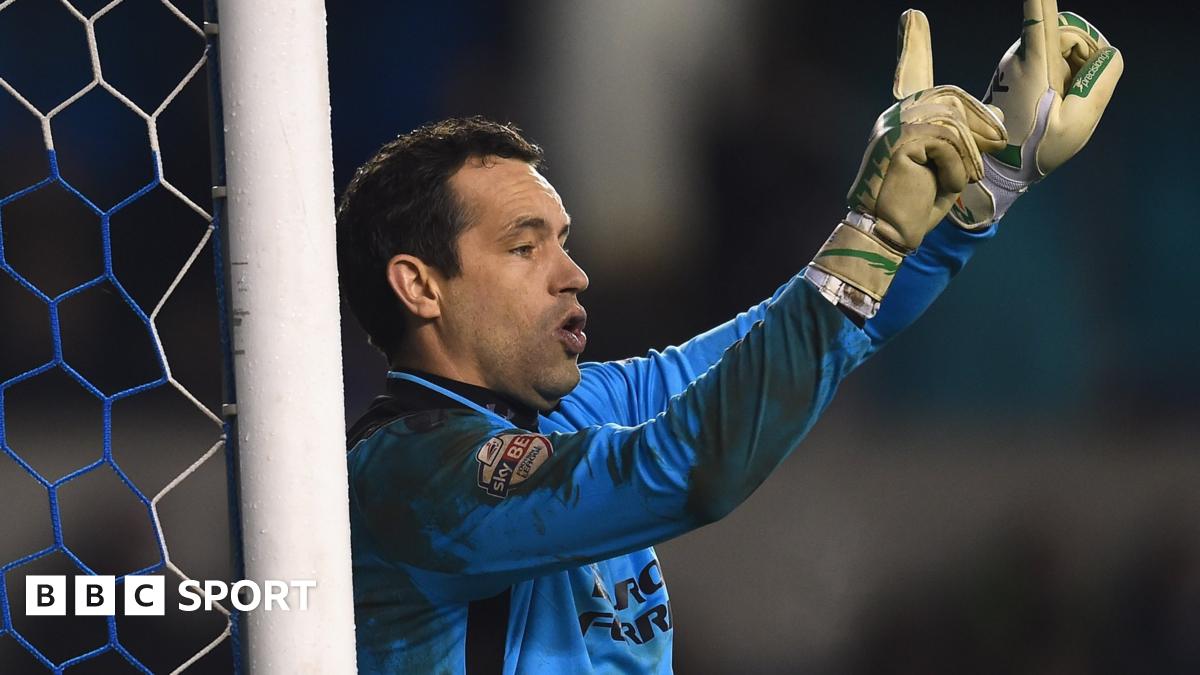 David Forde: Portsmouth sign goalkeeper on loan from Millwall - BBC Sport