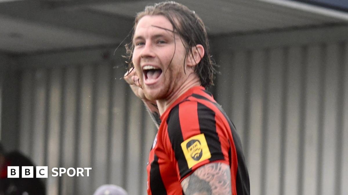 Truro City: Tyler Harvey's late goal ensures a point away at Aveley ...