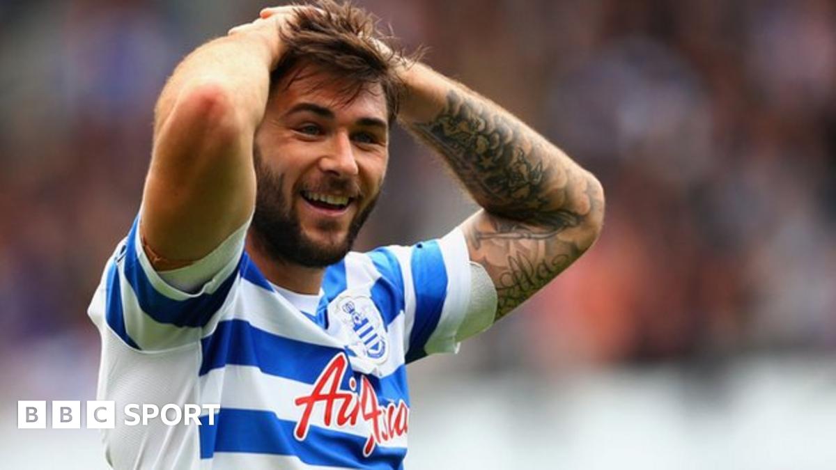 Charlie Austin: Southampton sign QPR striker - BBC Sport