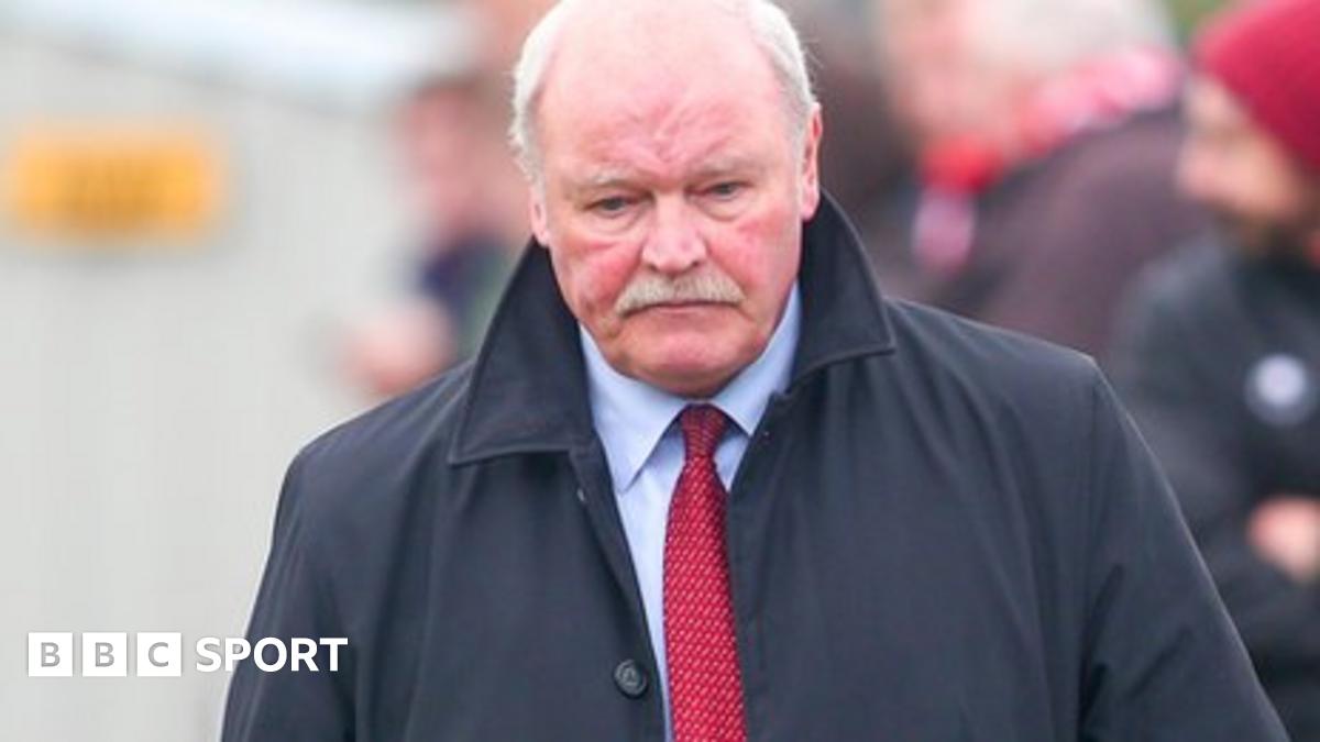 Ronnie McFall to assist in search for new Portadown manager - BBC Sport