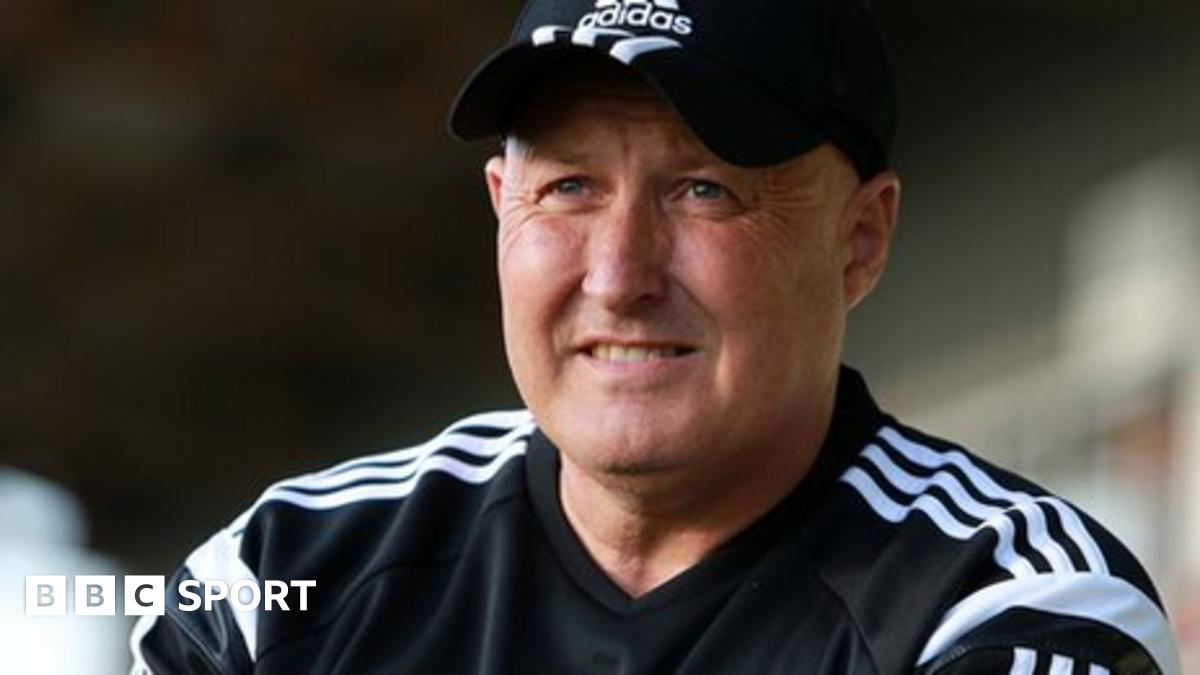 Russell Slade: Cardiff City manager 'focused on football matters' - BBC ...