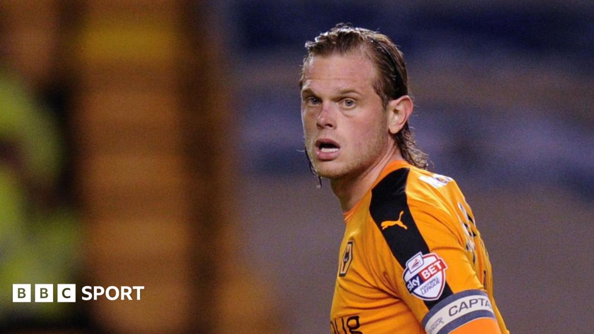 Richard Stearman: Wolves re-sign former defender on season-long loan ...