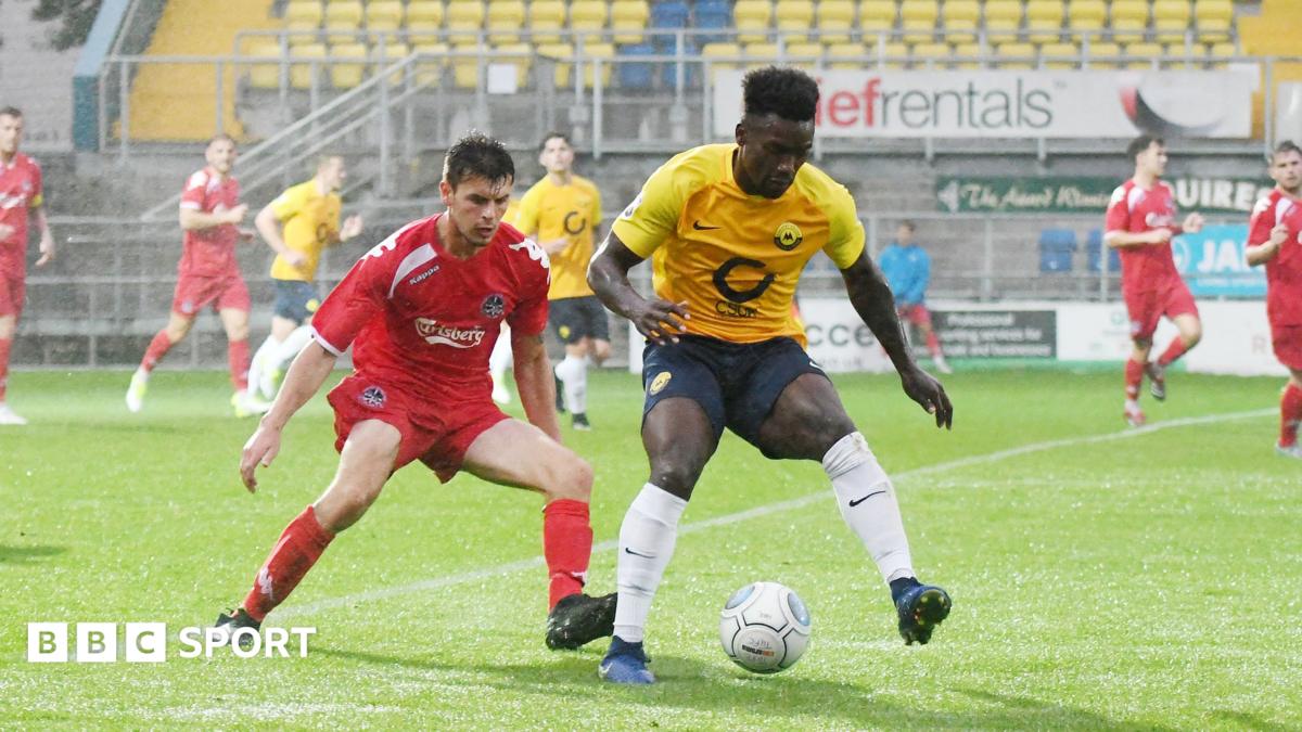 Truro City to share Torquay United's Plainmoor ground - a round trip of ...