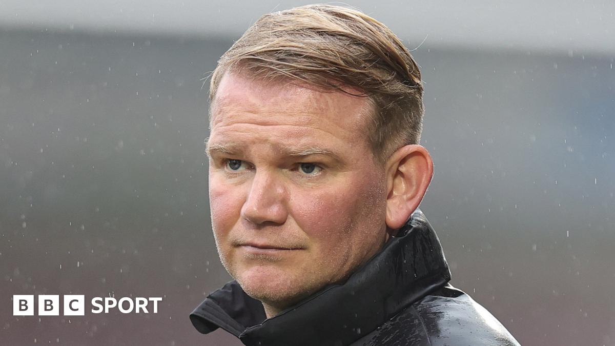 Barrow: No intention of letting up says manager Pete Wild - BBC Sport