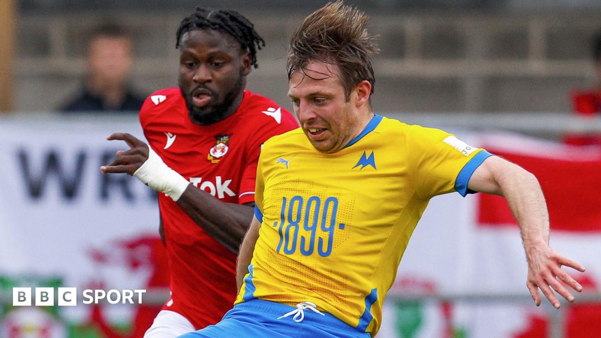 Torquay United 1-1 Wrexham: Gulls relegated as Lee hits back for ...
