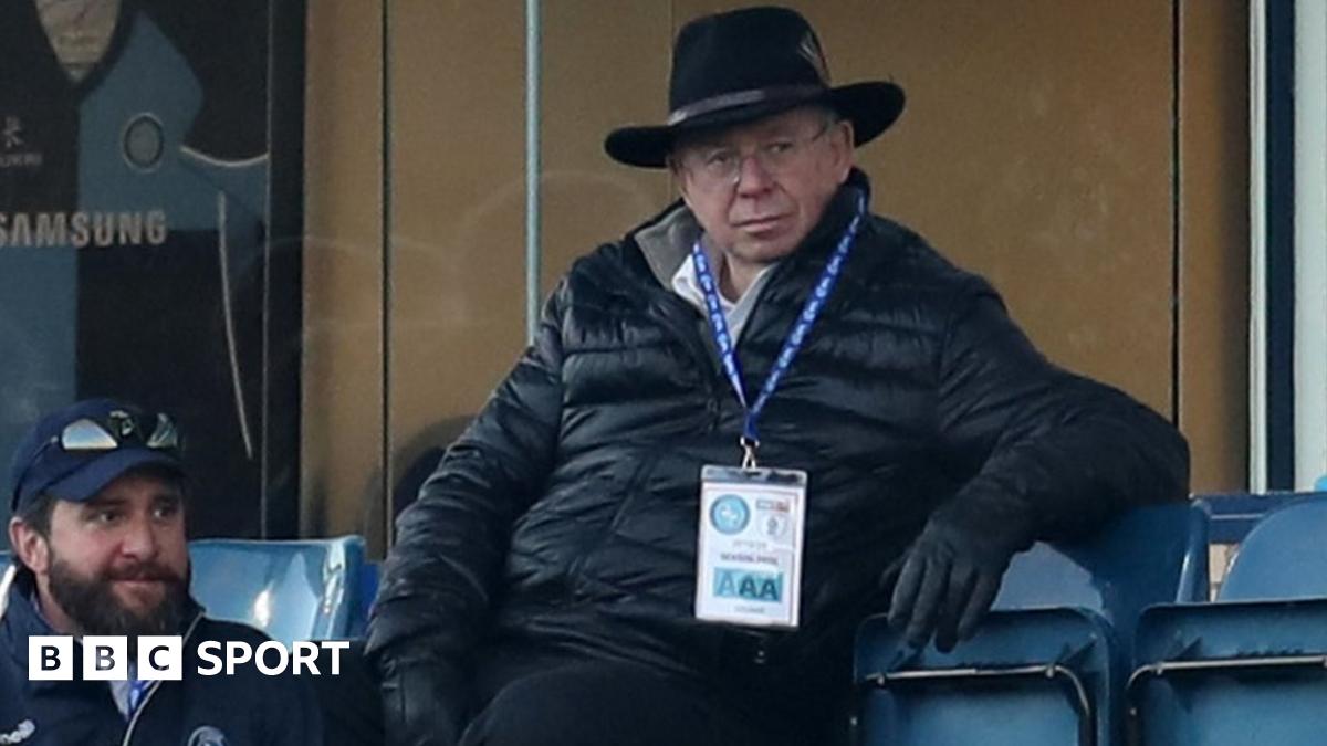 Wycombe chief Rob Couhig prefers end to season over games behind closed ...