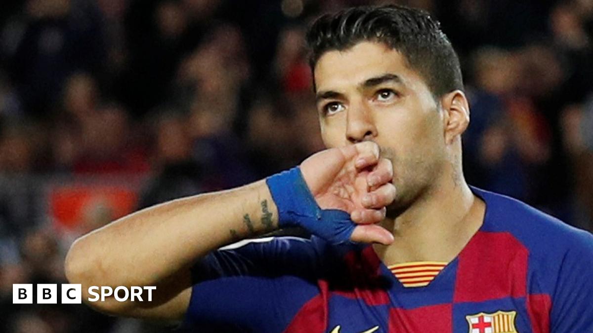 Barcelona forward Luis Suarez out for four months - BBC Sport