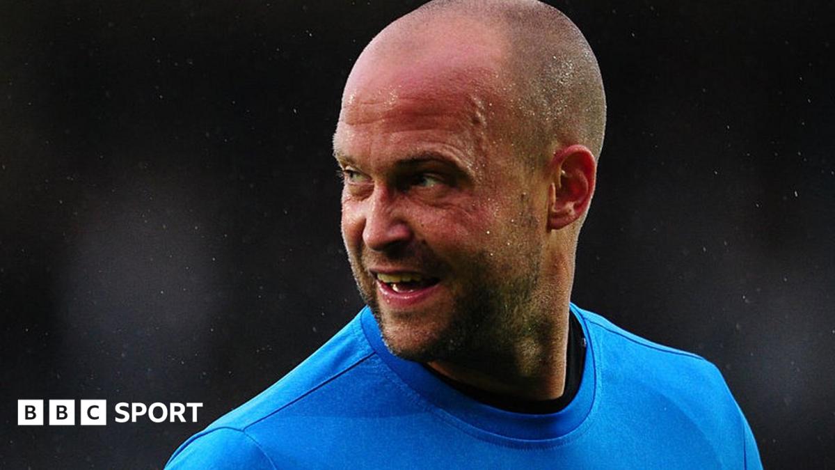 Kevin Nicholson 'disgusted' with Torquay United performance in Boreham ...