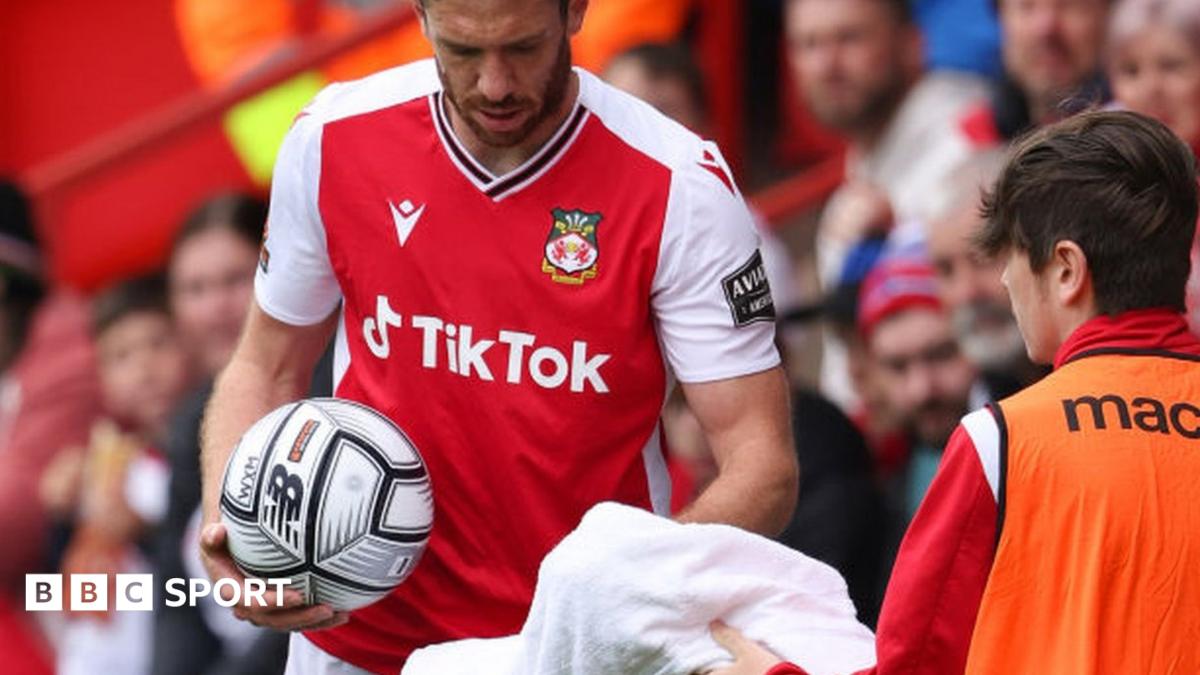 Wrexham: EFL's throw-in towel ban could 'ruin my career', says Ben ...