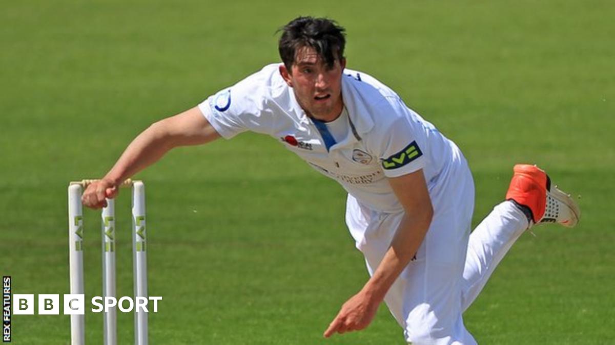 Mark Footitt: Derbyshire right to allow pace bowler to leave - BBC Sport