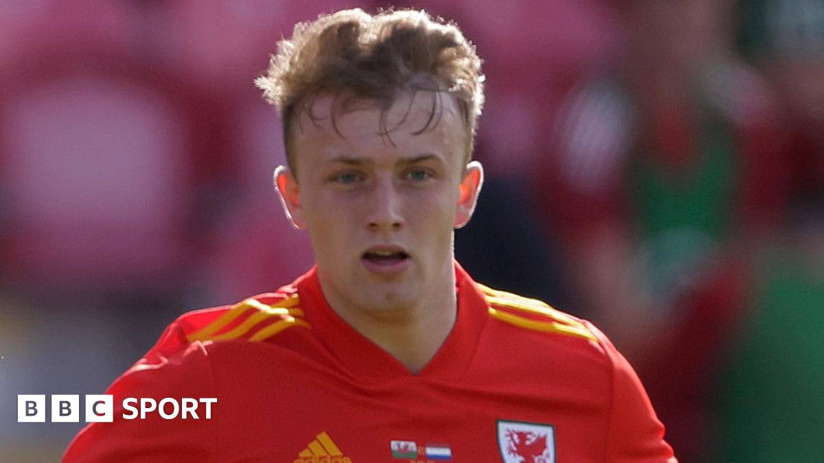 Eli King: Cardiff City midfielder joins Crewe Alexandra on loan until ...