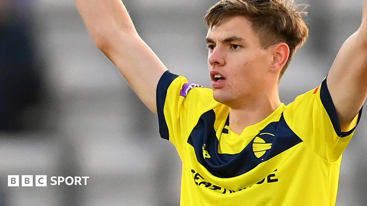 Hampshire: Scott Currie agrees first professional contract until 2024 ...