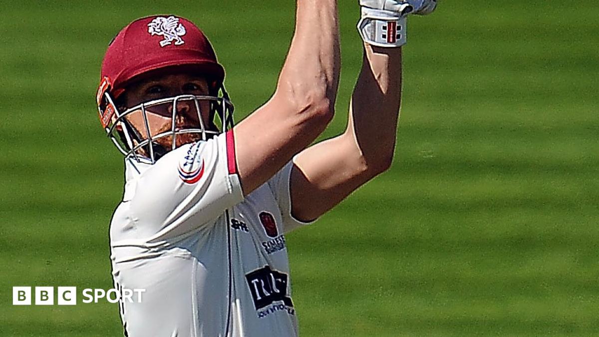 County Championship: Somerset's James Hildreth scores ton against ...