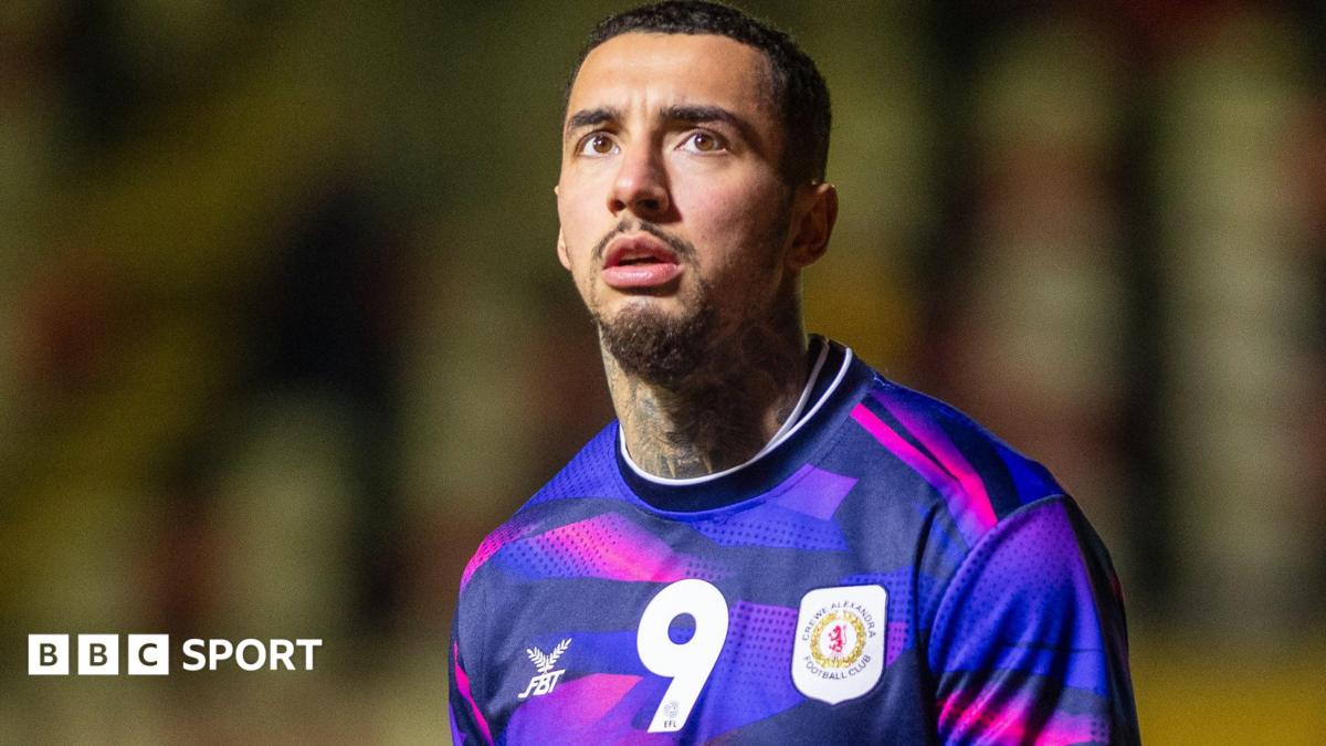 Courtney Baker-Richardson and Cameron Antwi join Newport County - BBC Sport