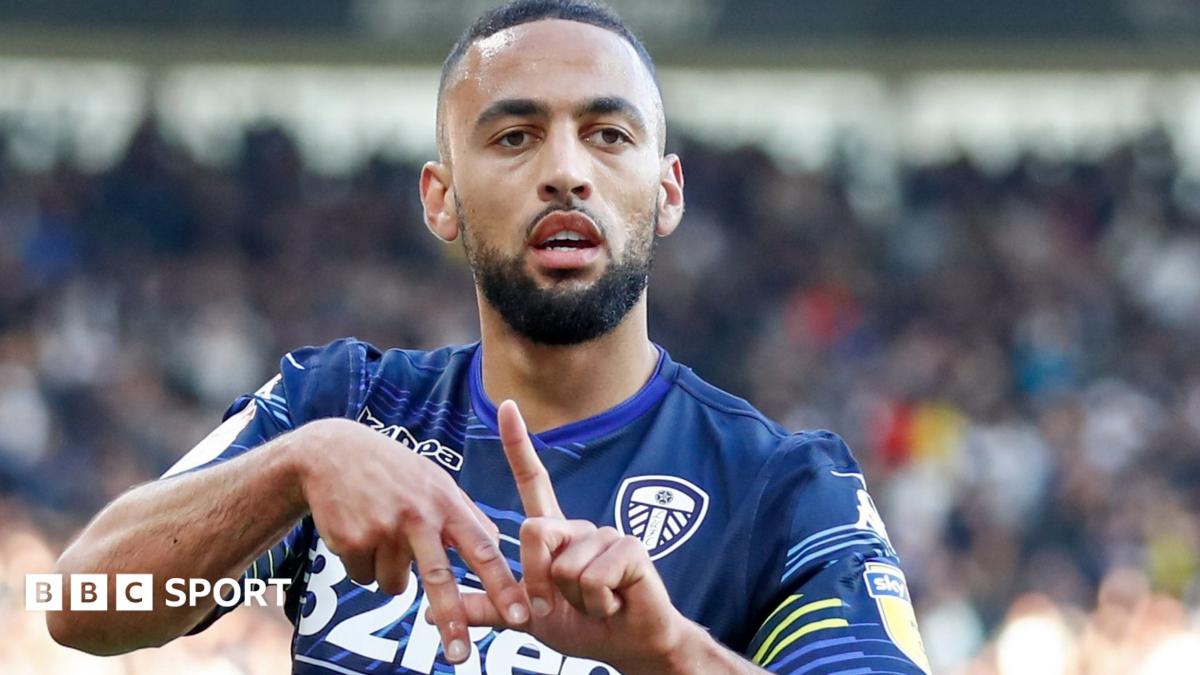 Kemar Roofe: Leeds United forward completes Anderlecht move - BBC Sport