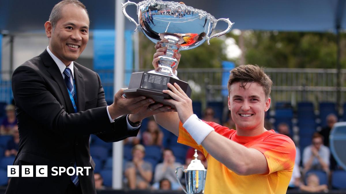 Role model Gordon Reid, forgotten Jordan Rhodes - BBC Sport