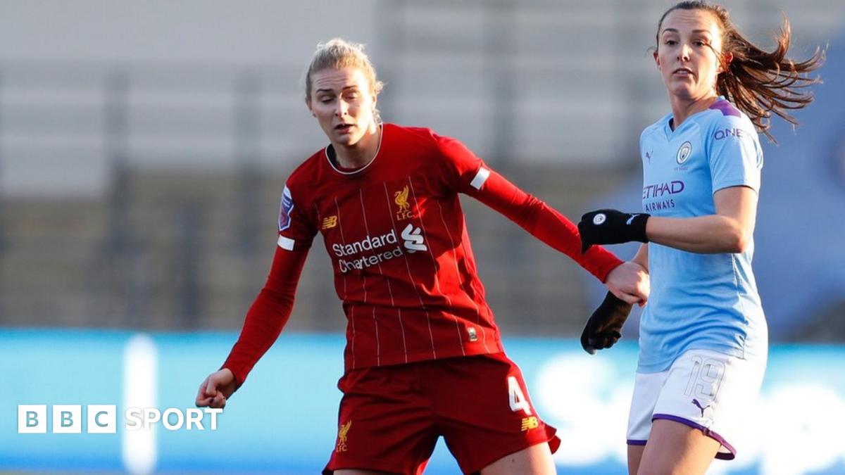 Rhiannon Roberts: Liverpool midfielder extends contract with club - BBC ...