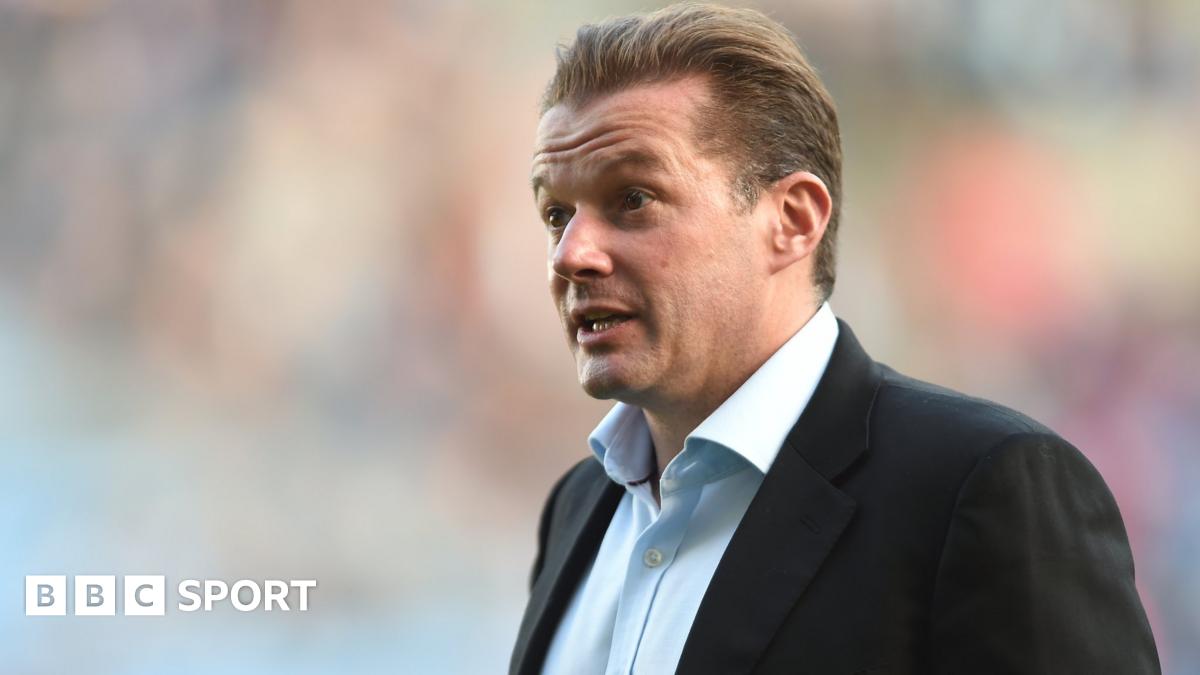 Peterborough United: Graham Westley admits substitution error - BBC Sport