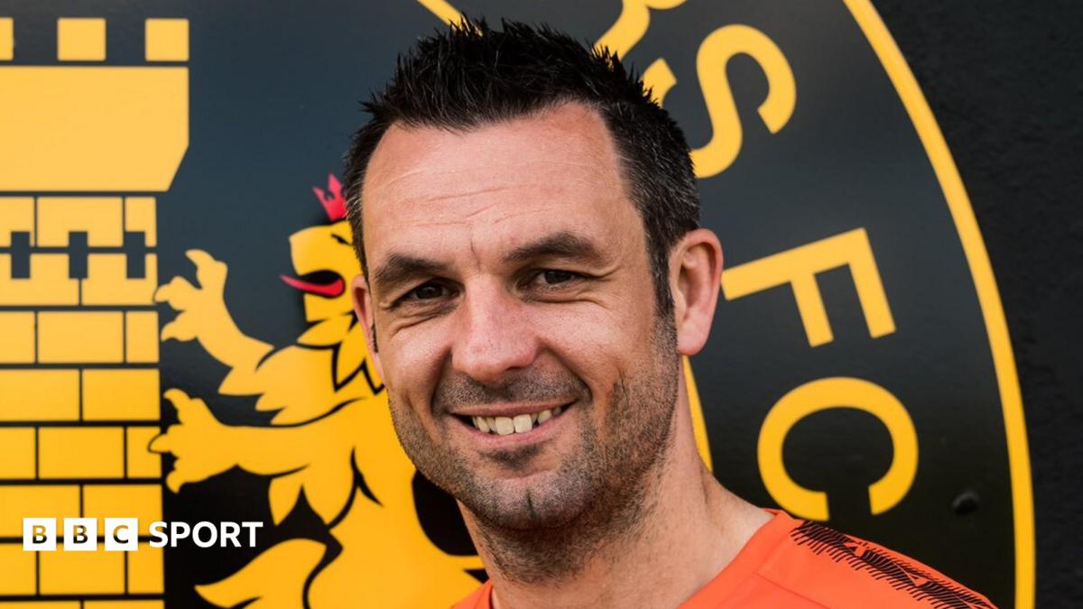 Irish Premiership: Defender Jim Ervin joins Carrick Rangers after ...