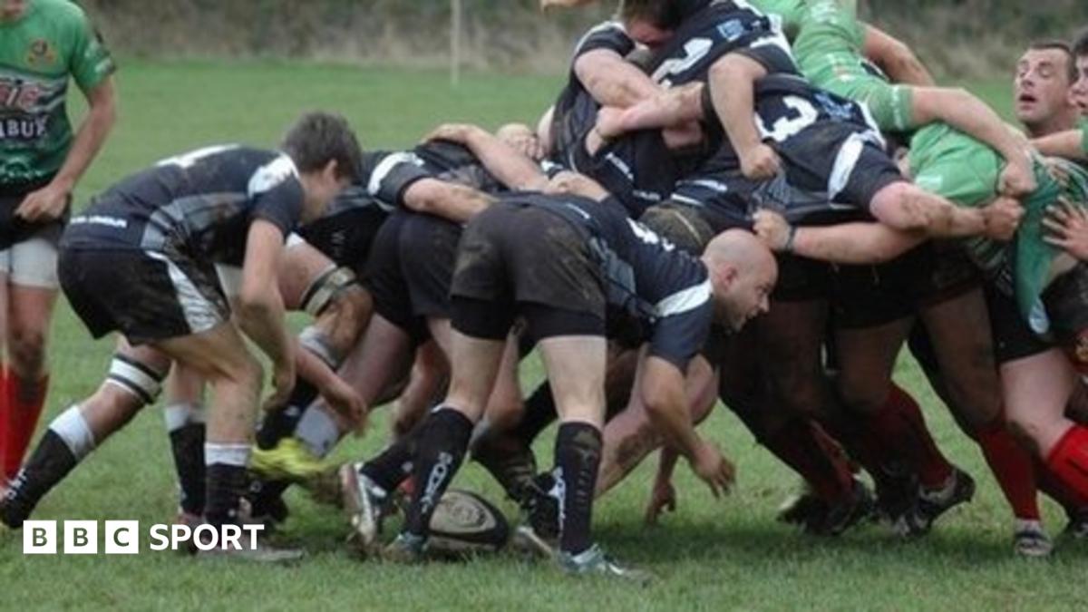 Neil Bayliss: Launceston director of rugby steps down - BBC Sport