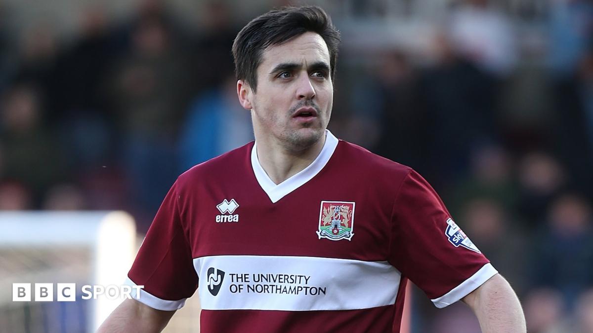 Evan Horwood: Grimsby Town sign Northampton Town defender - BBC Sport