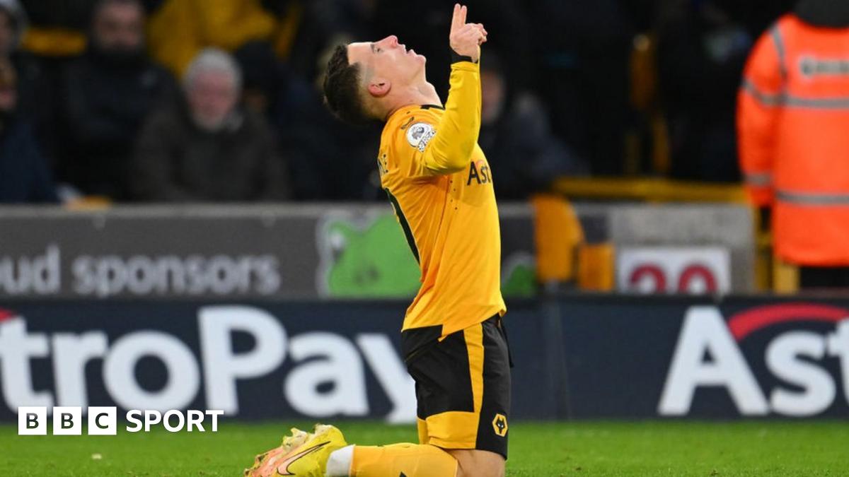Wolves 1-0 West Ham: Daniel Podence winner adds to pressure on David ...