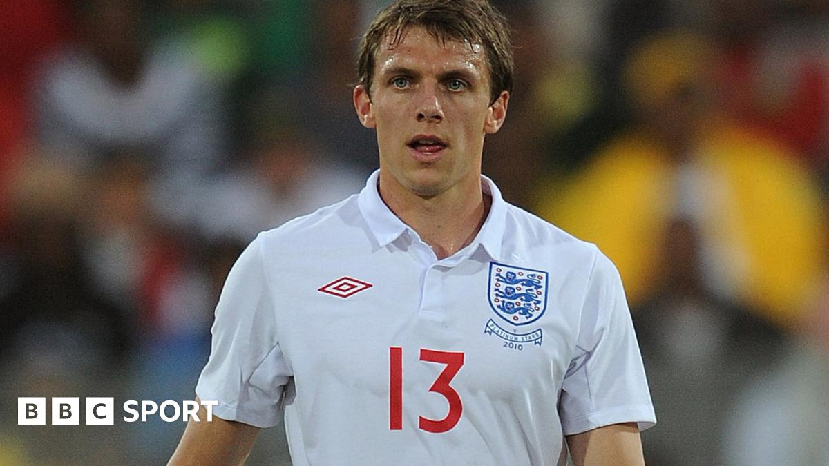 Stephen Warnock: Former England full-back to retire at end of season ...