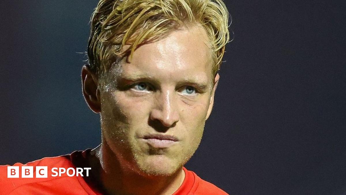 Josh Wright: Crawley re-sign midfielder following his exit from Leyton ...