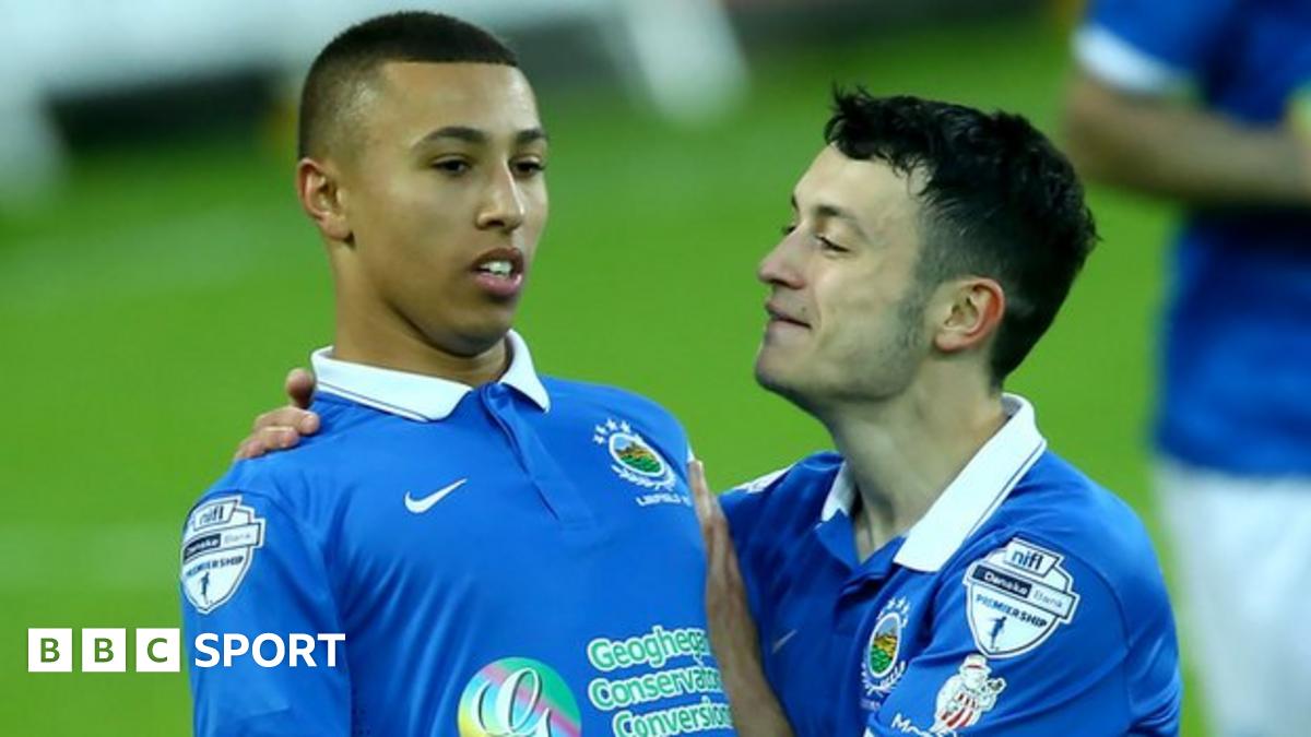 Linfield, Glentoran, Crusaders & Portadown progress in League Cup - BBC ...