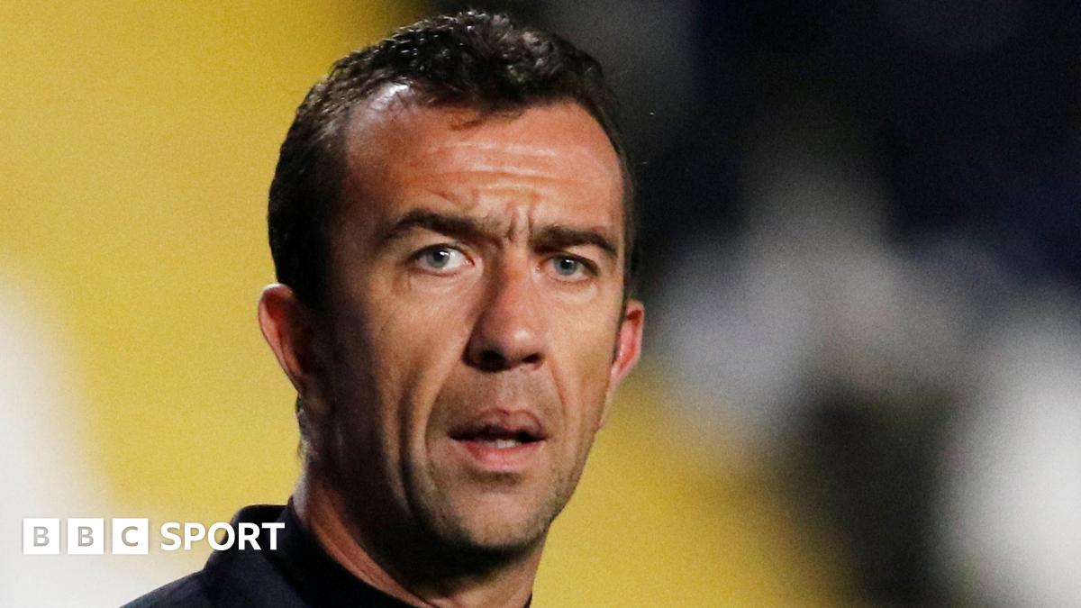 Georgi Petkov: Bulgaria goalkeeper plays against Cyprus at age of 42 ...