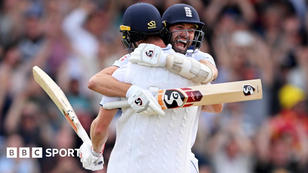 The Ashes LIVE: England vs Australia, third Test day four, Headingley ...