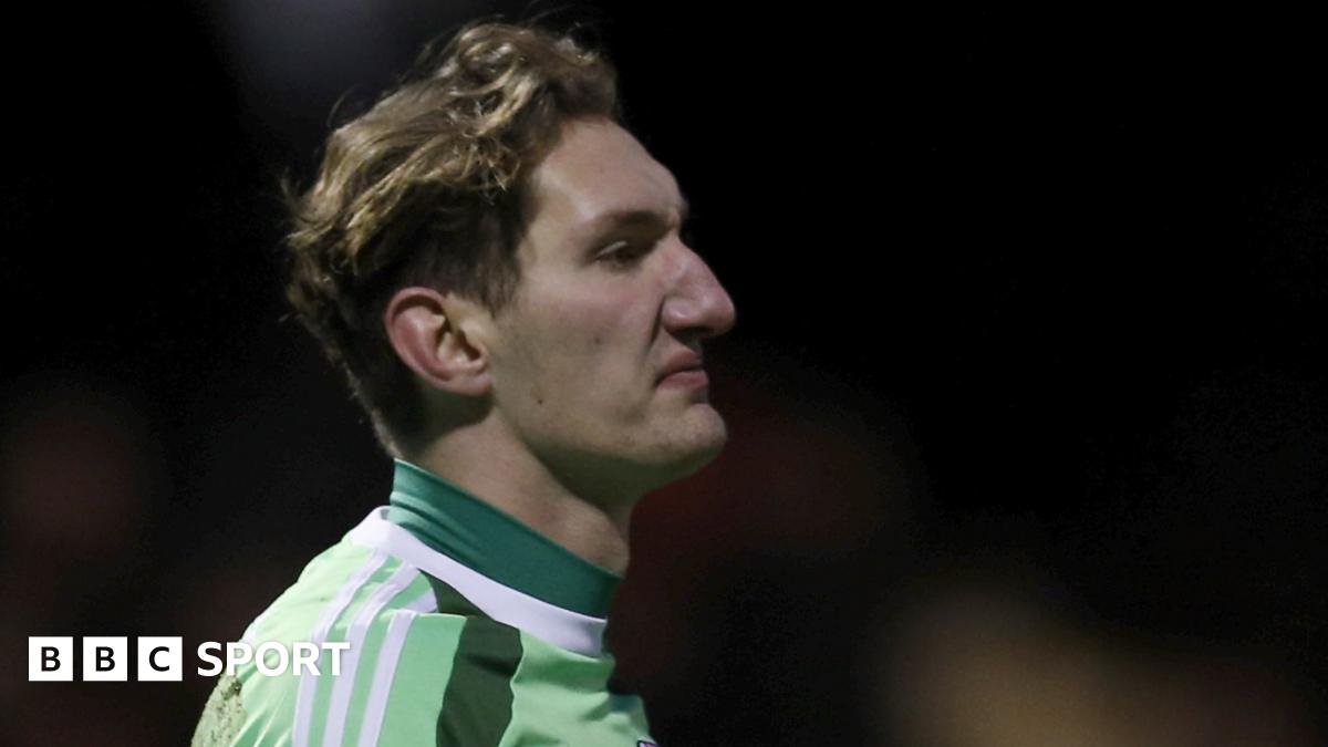 Jack Bonham: Brentford goalkeeper loaned to Carlisle after signing new ...