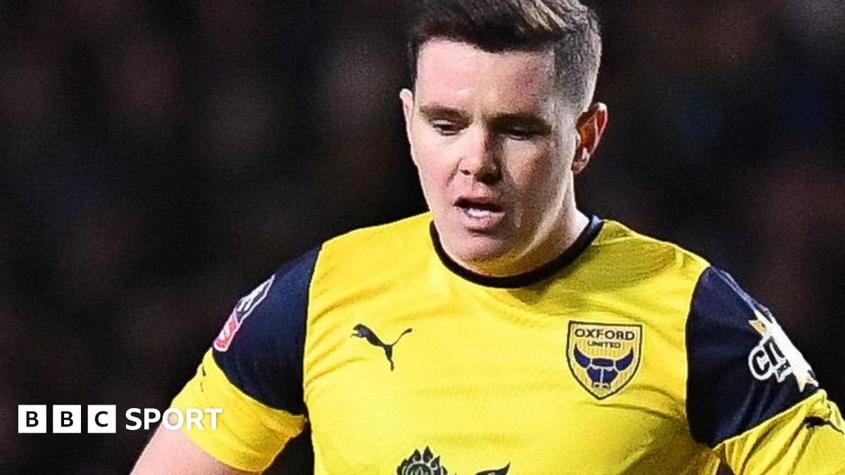 Oxford United: Liam Kelly and Derick Osei Yaw join League One club ...