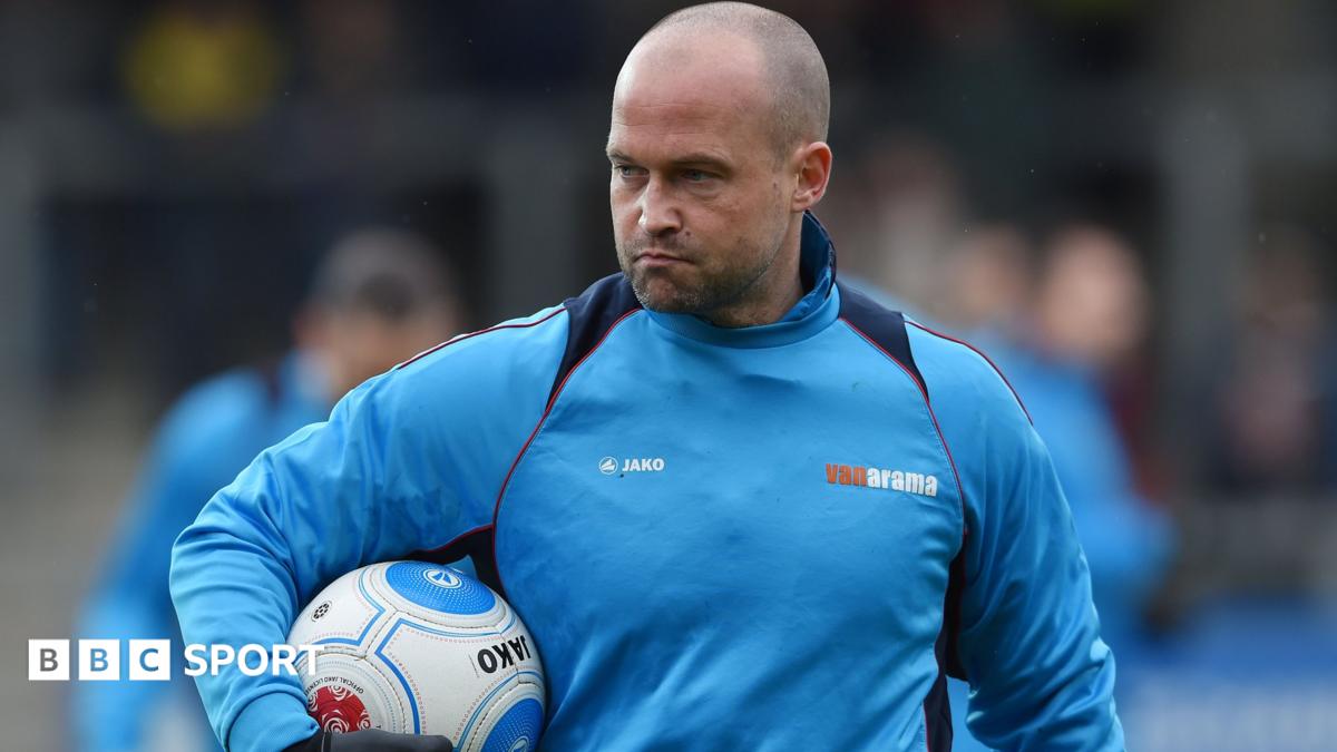 Kevin Nicholson: Torquay United boss annoyed by 'sketch show' defending ...