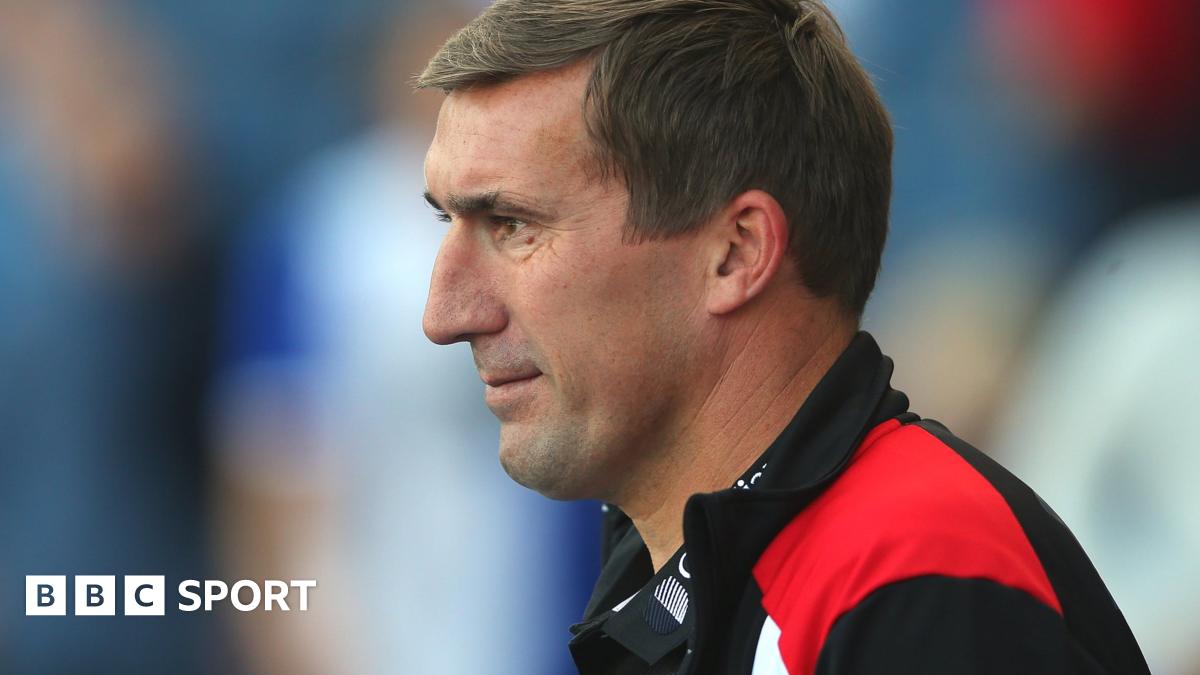 Alan Stubbs: Rotherham boss says referee made huge mistake - BBC Sport
