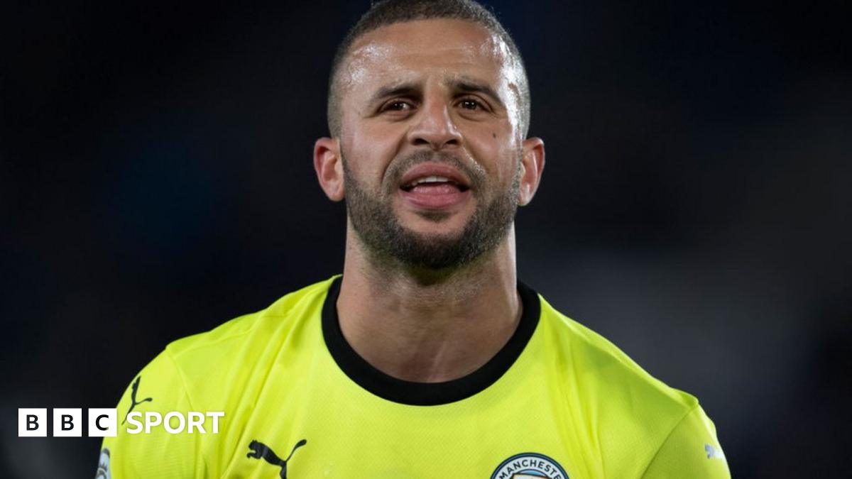 Kyle Walker: Man City defender apologises to fans for coronavirus ...