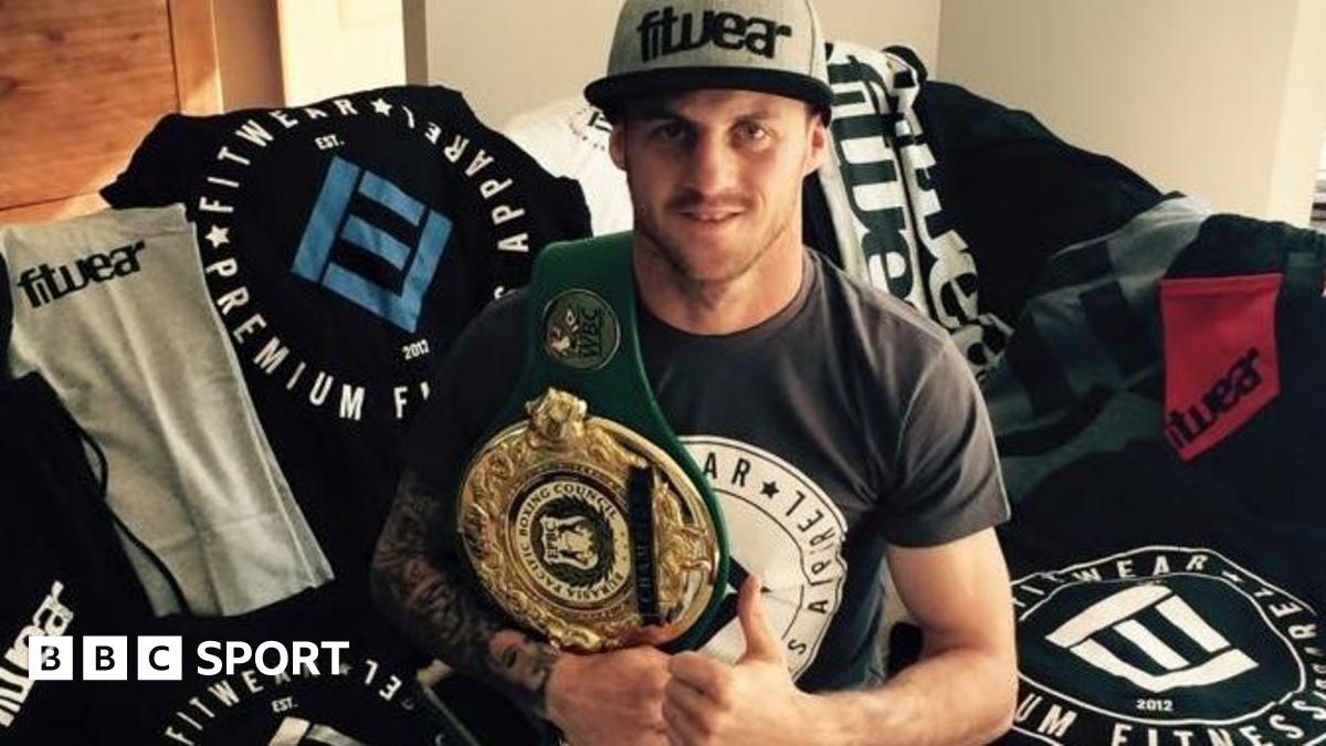 Davey Browne Jr: Boxer dies in hospital after title fight - BBC Sport