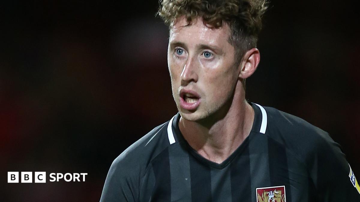 Joe Bunney: Bolton Wanderers defender breaks ribs and collarbone in car ...