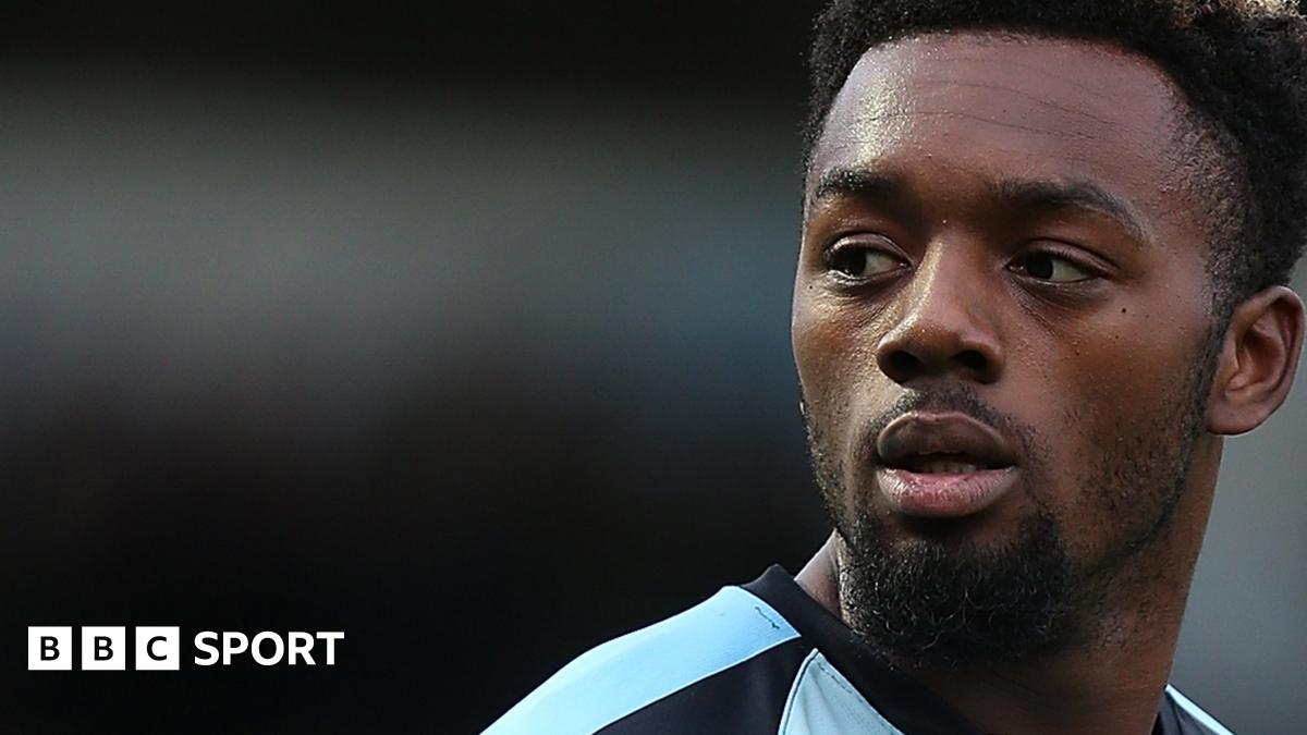 Gozie Ugwu: Chesterfield agree deal with former Woking striker - BBC Sport