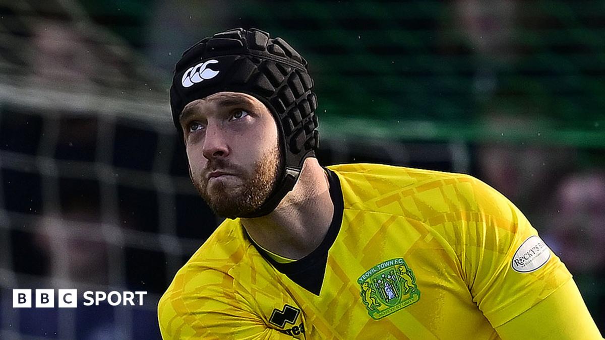 Joe Day: Yeovil Town goalkeeper hospitalised by spider bite - BBC Sport