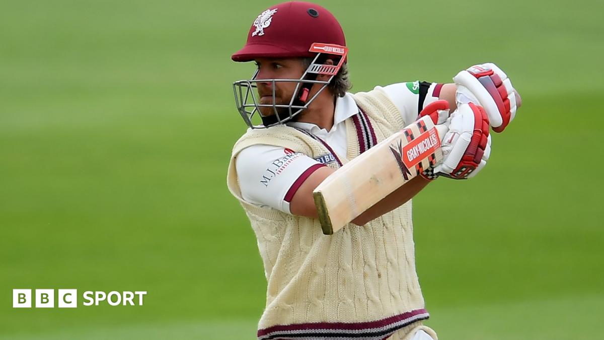 County Championship day one as it happened - BBC Sport