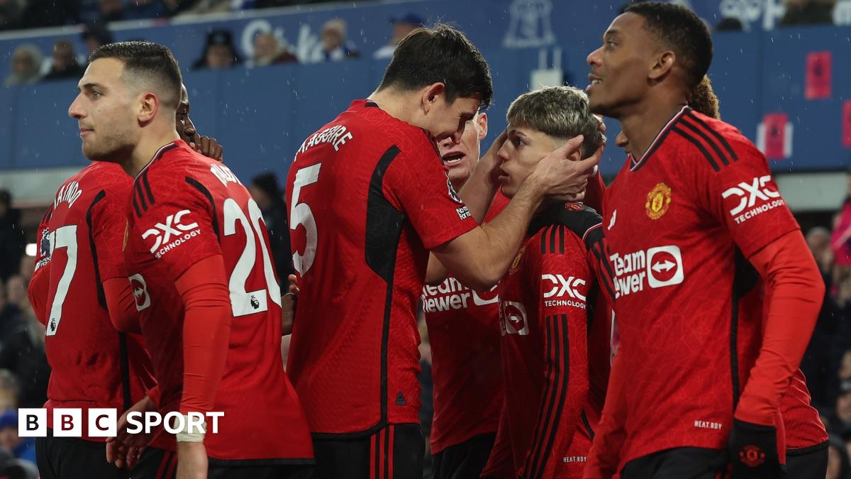 Everton 0-3 Man Utd: Alejandro Garnacho scores sensational bicycle kick - BBC Sport
