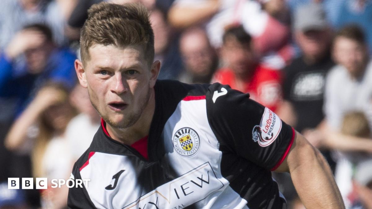 Dundee United: Cammy Smith signs from St Mirren - BBC Sport