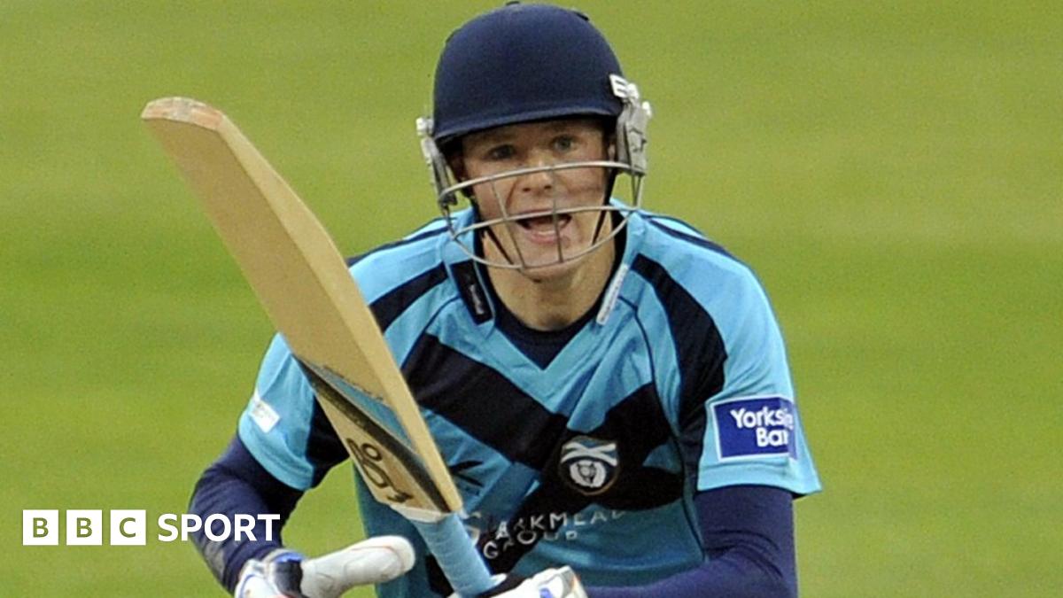 Michael Leask: Scotland all-rounder signs for Somerset - BBC Sport