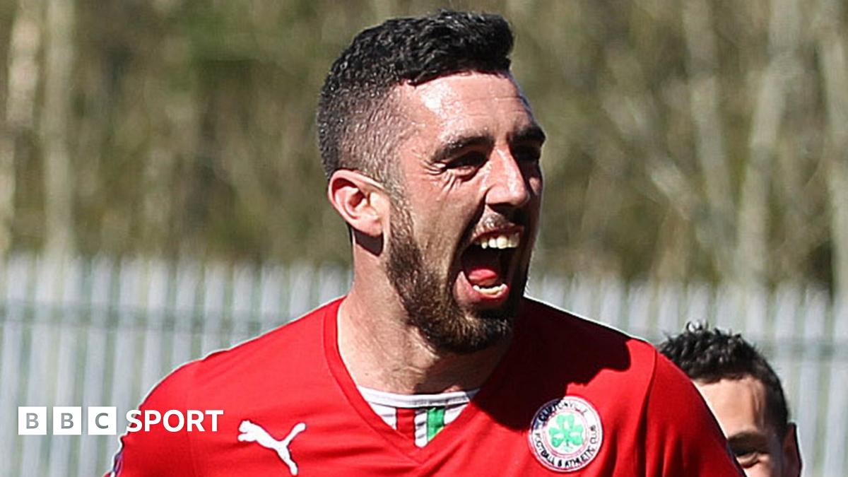 Joe Gormley signs pre-contract agreement with Cliftonville - BBC Sport
