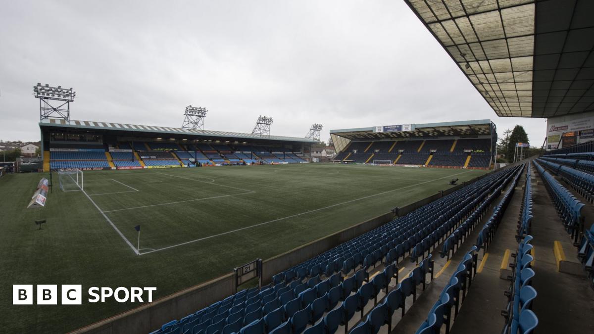 Kilmarnock: Directors Bill White and John Kiltie step down - BBC Sport