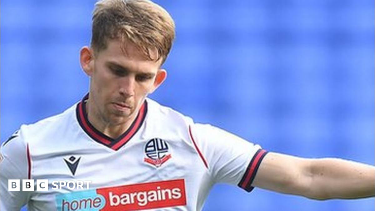 Harry Brockbank: Bolton release defender who wants USA move - BBC Sport
