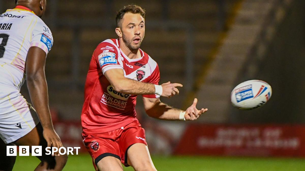 Ryan Brierley: Salford Red Devils full-back signs new deal as Danny ...