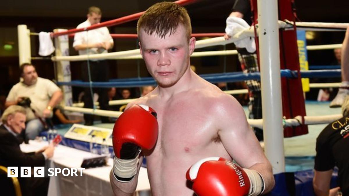 Charlie Flynn: Scottish boxer wants to make debut TV fight - BBC Sport
