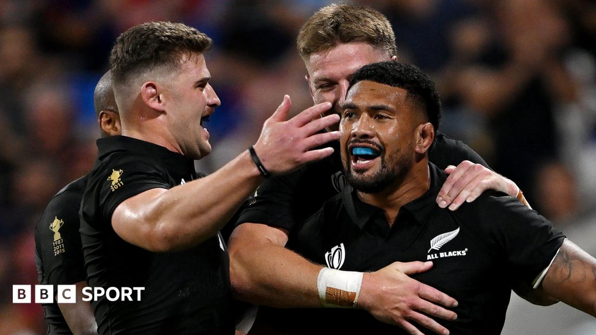 Rugby World Cup: How New Zealand thrashed Italy 96-17 in Lyon - BBC Sport